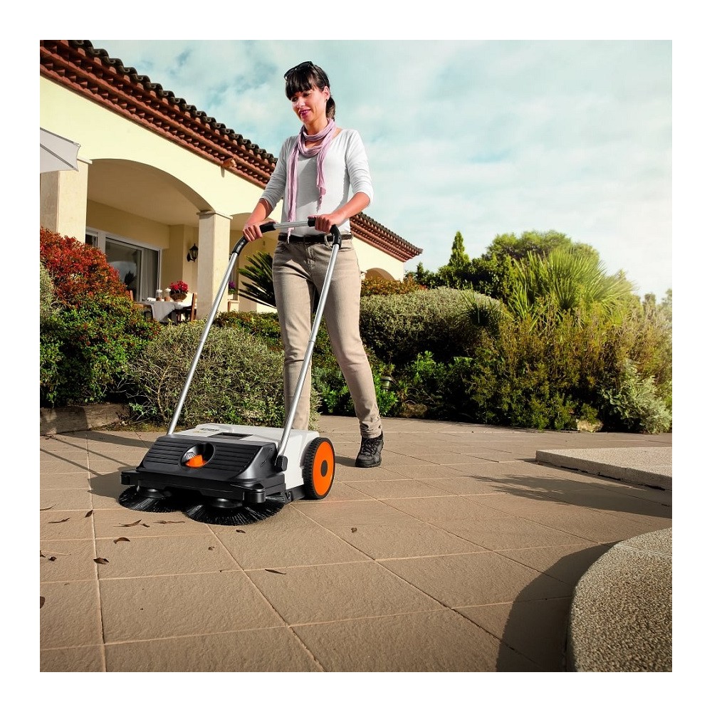Stihl Balayeuse mécanique STIHL KG 550 - Fournials Motoculture